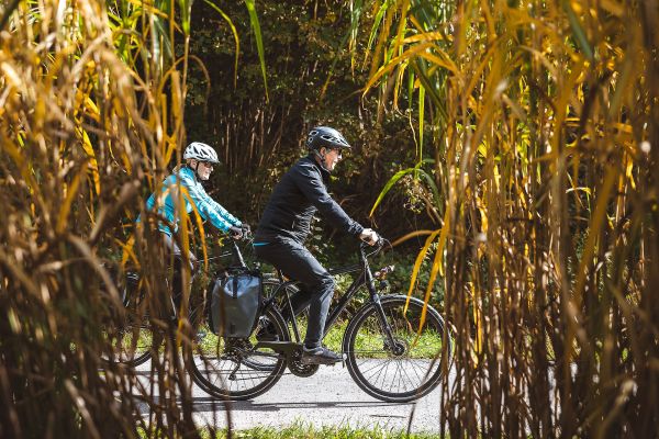 Long-distance cycle routes